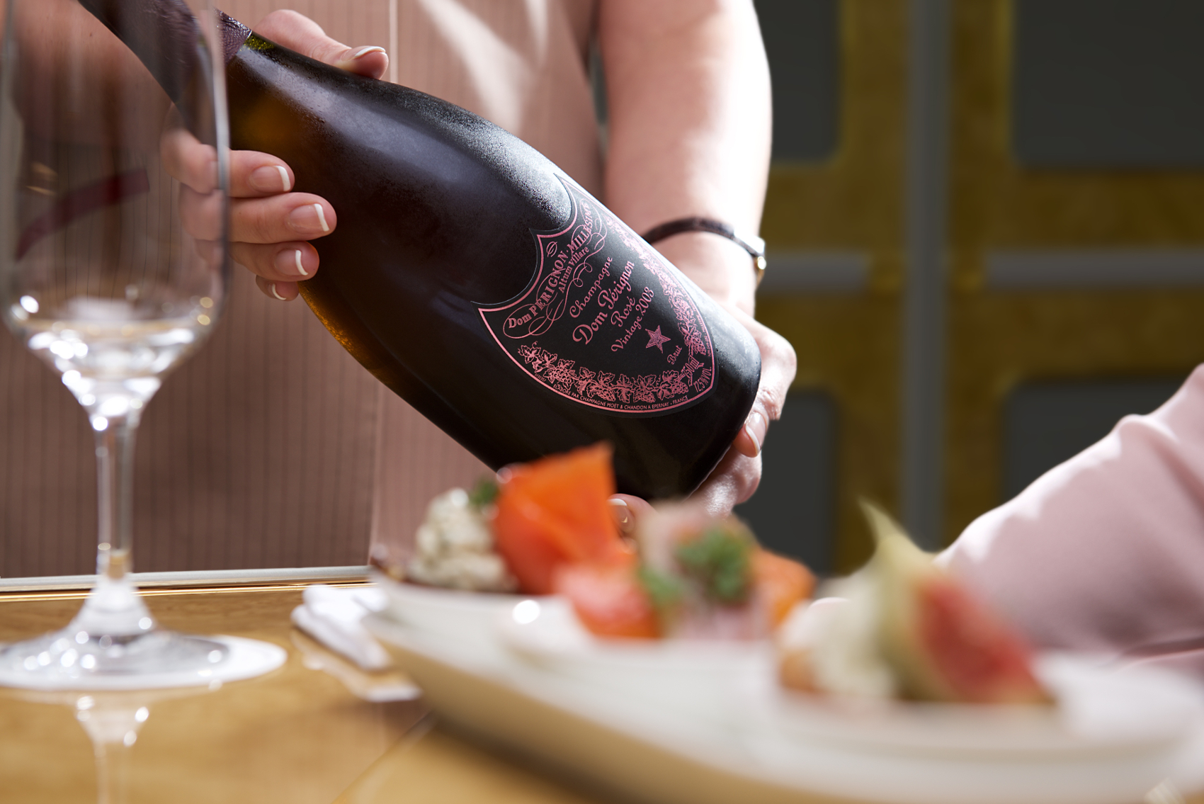 Emirates debuts exclusive Dom Pérignon vintages and champagne pairing ...